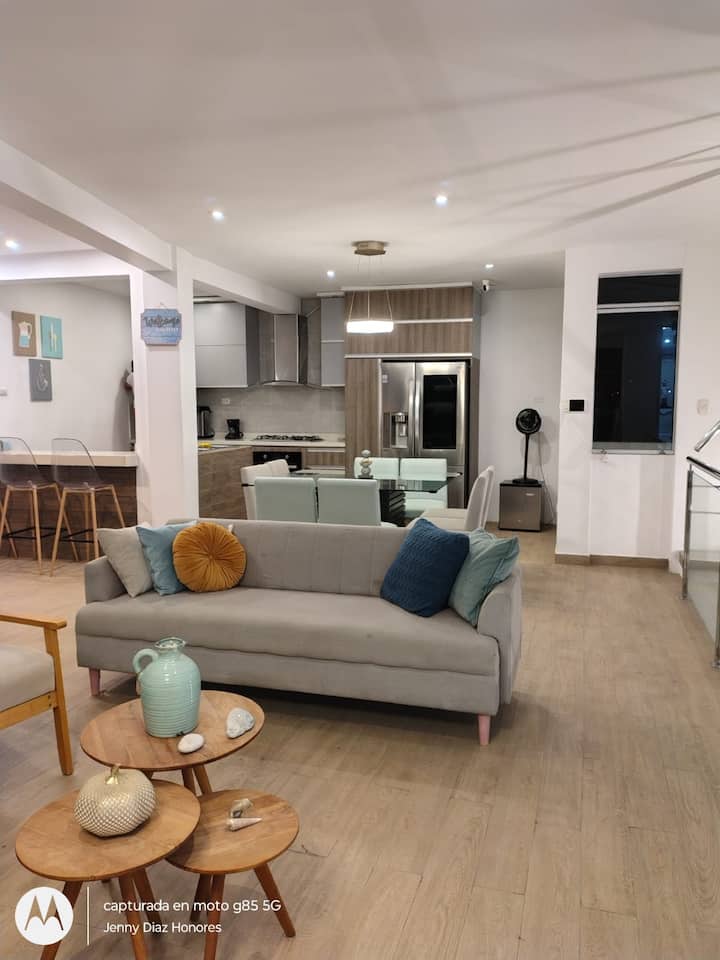 Casa Moderna Con Vista Al Mar - Chancay