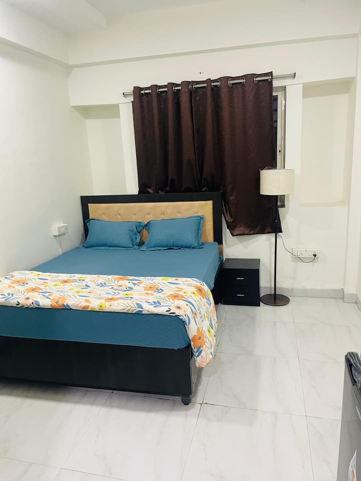 Pareva's Nest Premium Studio Apartment - Vijay Nagar