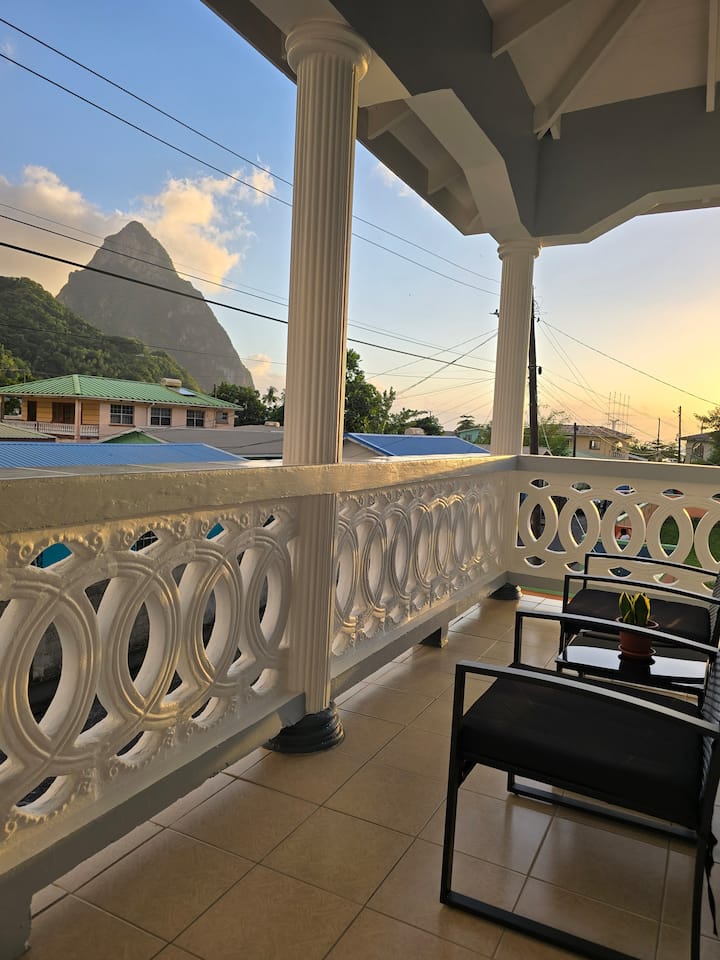 Upstairs Apartment With Piton View In Soufriere - Saint Lucia