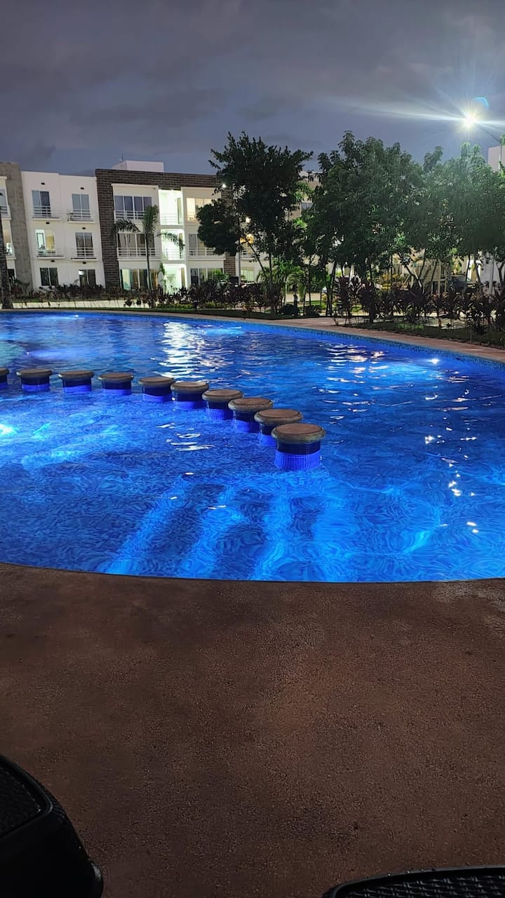 Depa De Vale, Acogedor Y Nuevo En Cancún. - Cancún