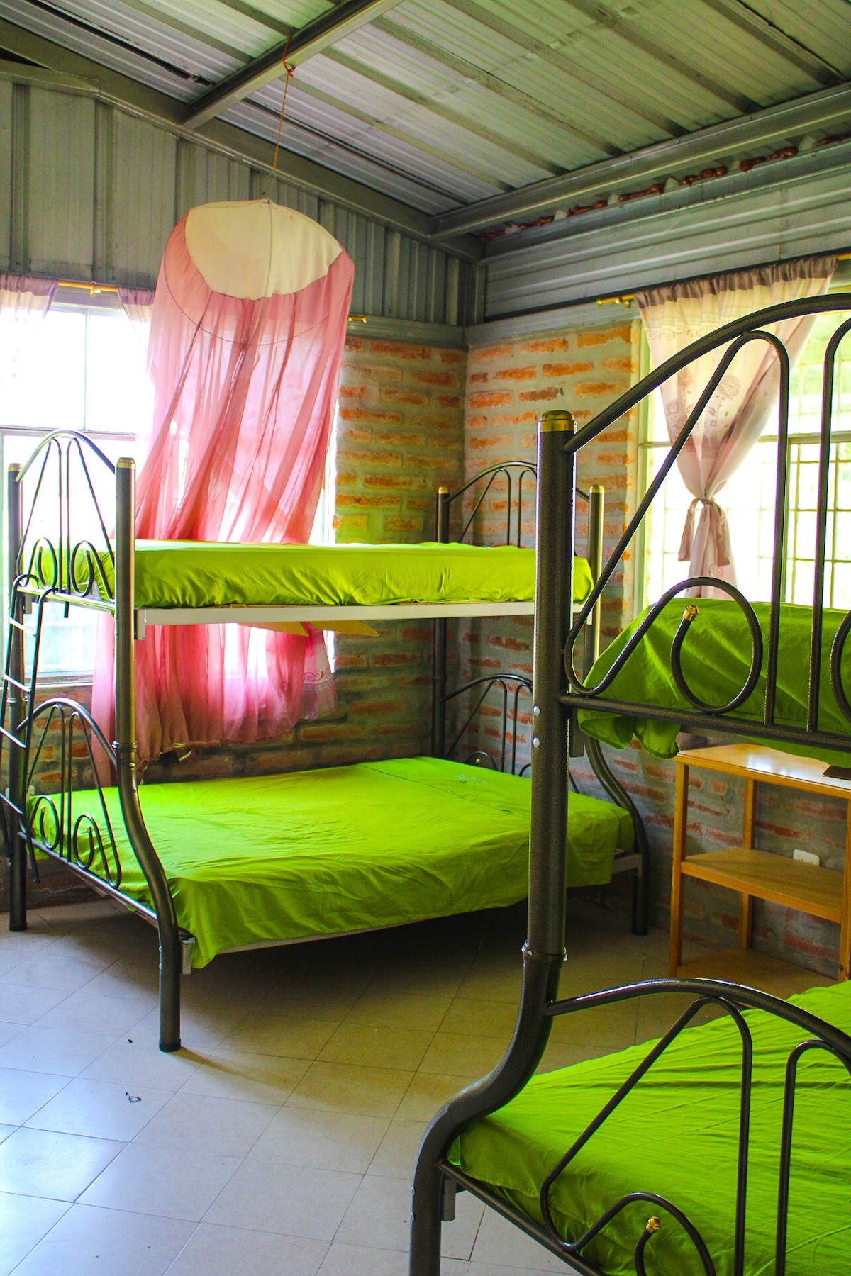 自然に囲まれた、川に面した隠れ家。 - 借りられる一軒家 - Los Bancos, Pichincha, エクアドル - Airbnb