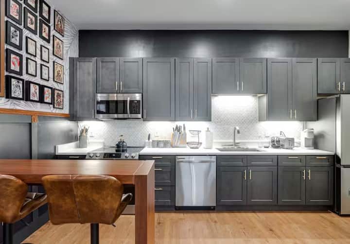 Art‑inspired Southside Townhome| Fast Wi-fi - Chattanooga