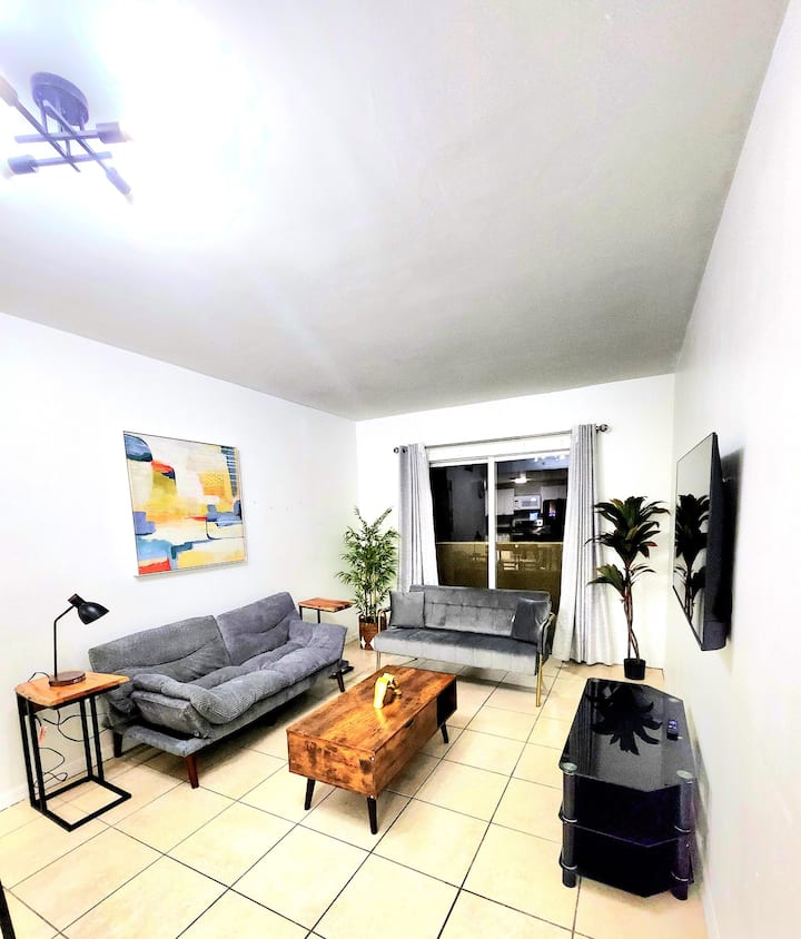 Apartment For World Cup 2026 At Mia Airport - Miami