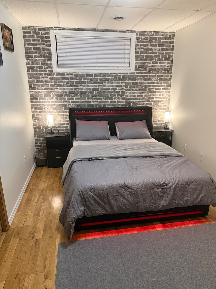 Full Basement With Separate Entrance - Airdrie