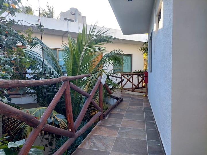 Yalekin - Cama Matrimonial. - Isla Holbox