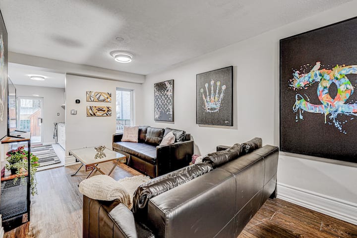 King West Charming Casa Willow 7-bed Sleeps 14 - Toronto