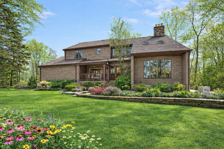 The Bren Inn Near Wedding Venues, Golf & Lakes - Sparta Township, NJ