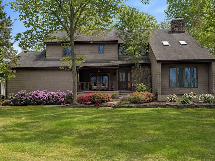 The Bren Inn Near Wedding Venues, Golf & Lakes - Sparta Township, NJ