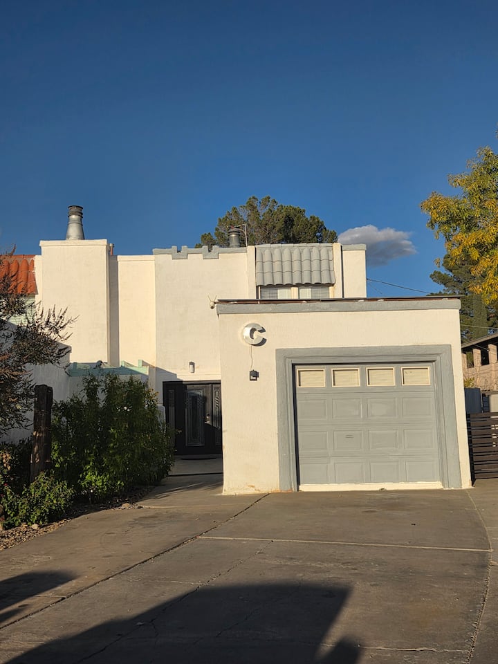 Duplex En Westside - Santa Teresa, NM