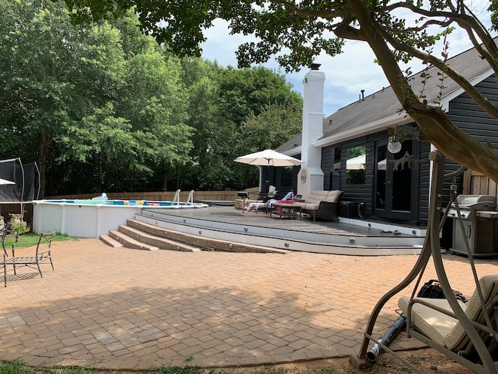 Perfect Family Getaway Pool • Jacuzzi • Queen City - Charlotte Douglas Airport (CLT)