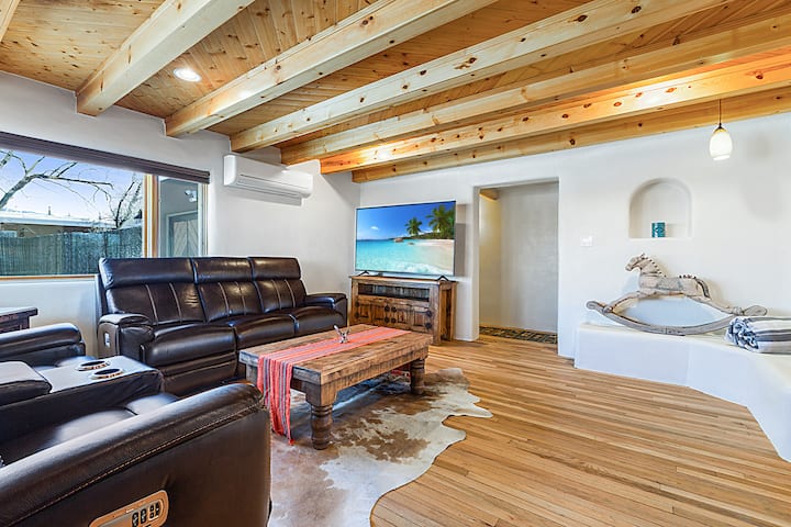 Private Adobe Retreat | Gas Stove & Viga Ceilings - Santa Fe, NM