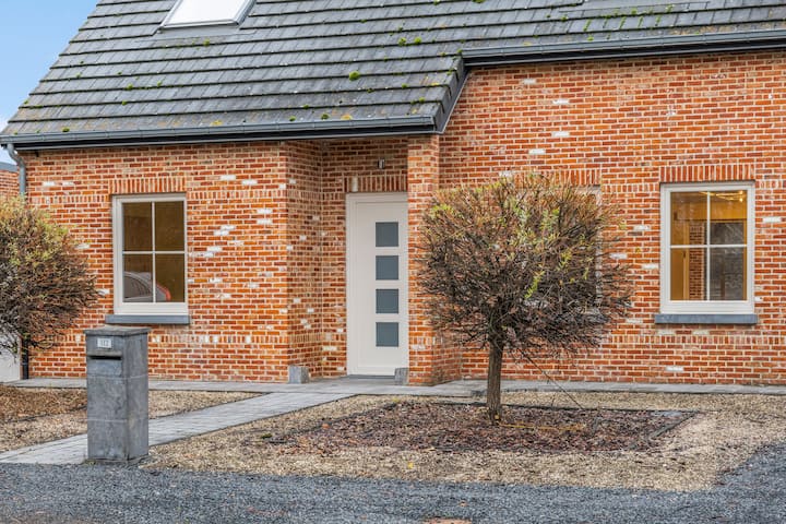 Ruime Vakantievilla In Halen Voor 12 Personen - Sint-Truiden