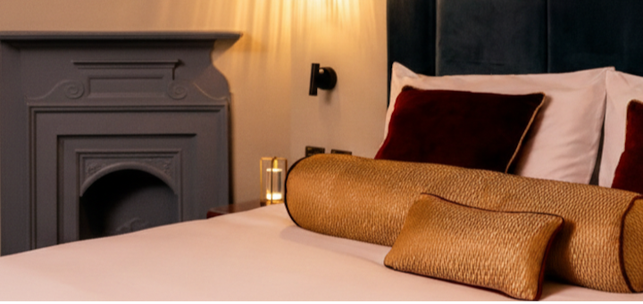 Deluxe Double Room At The Royal Bell - Bromley