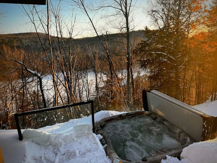 Spa Privé+sauna+hammam | Retraite Luxe En Montagne - Mont-Gabriel, QC