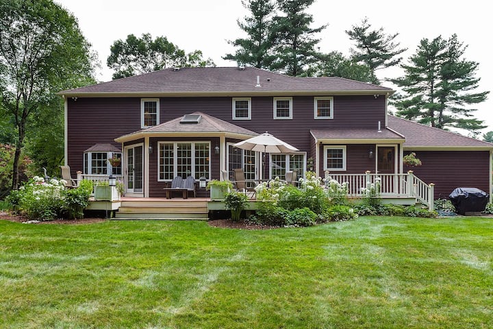 4 Bed Home 10 Minutes To Gilette - Norfolk, MA