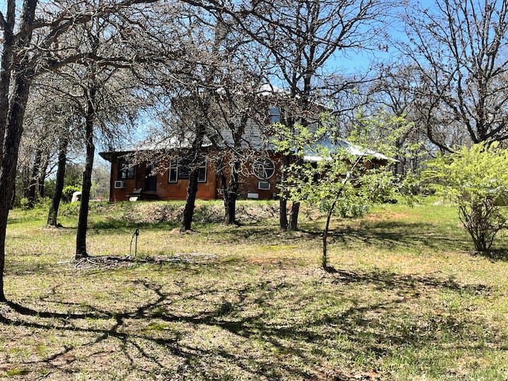 Hand Built Octagon Hideaway In The Magic Forest - Lake Thunderbird, OK