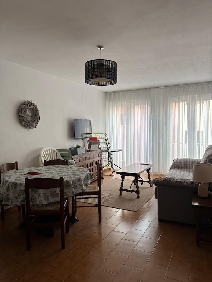 Appartement Meublé à 150 Mêtres De La Plage - Ampuriabrava