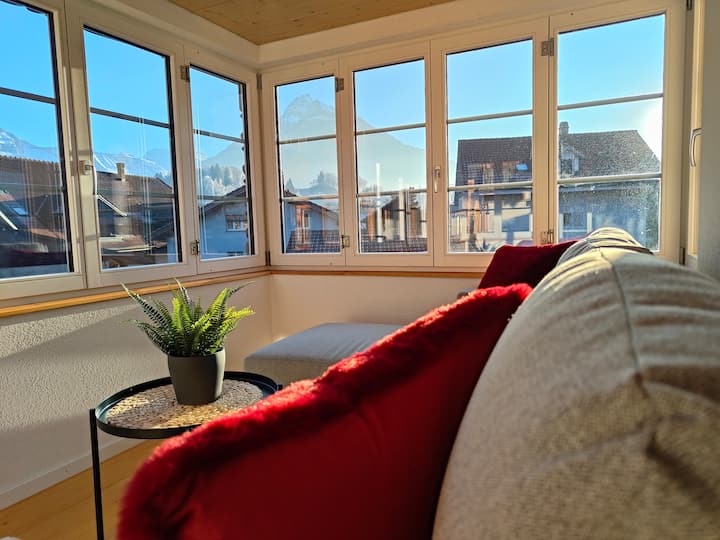 Zentral Direkt Beim Coop I 20 Nach Interlaken - Frutigen