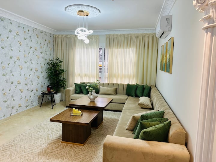 2 Chambres, Emplacement Idéal : Tgv à 1 Min - Tanger