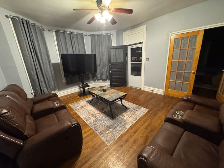 A Home, Away From Home! - 貝爾維尤