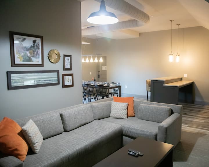 Hotel Saranac | Great Camp Suite 906 - Saranac Lake, NY