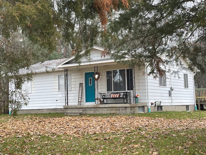 Hill-top Hide-away! - Frankenmuth, MI