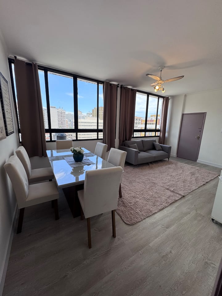 Passos Da Praia Do Gonzaga • 117 M² • Ar-cond. - Santos