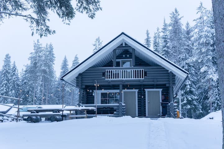 Ihastuttava Mökki: Iinattijärven Tupasvilla. - Finland