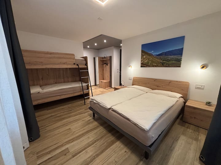 Sweet Alps Quadrupla Vista Montagna - Tirano