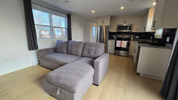 Furnished 2br Mini Home In Whitney Pier - Cape Breton Island