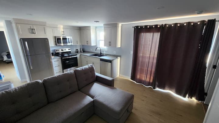 Furnished 2br Mini Home In Whitney Pier - Cape Breton Island