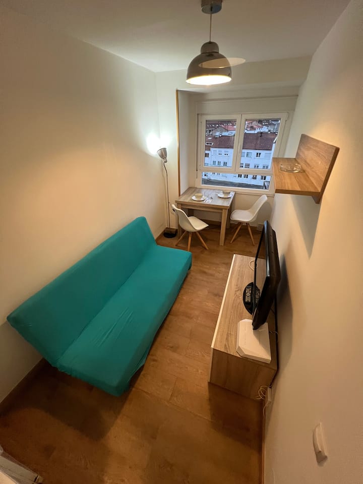 Luminoso Al Lado De La Catedral - Santiago de Compostela