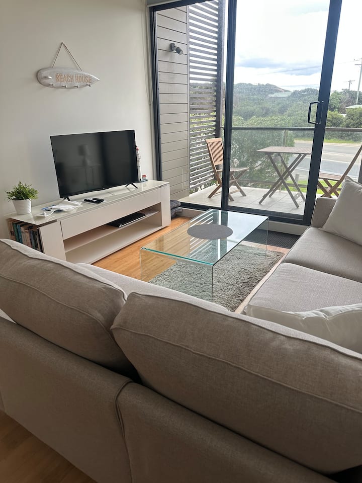 Front Facing Apartment Opposite Aireys Main Beach - Aireys Inlet