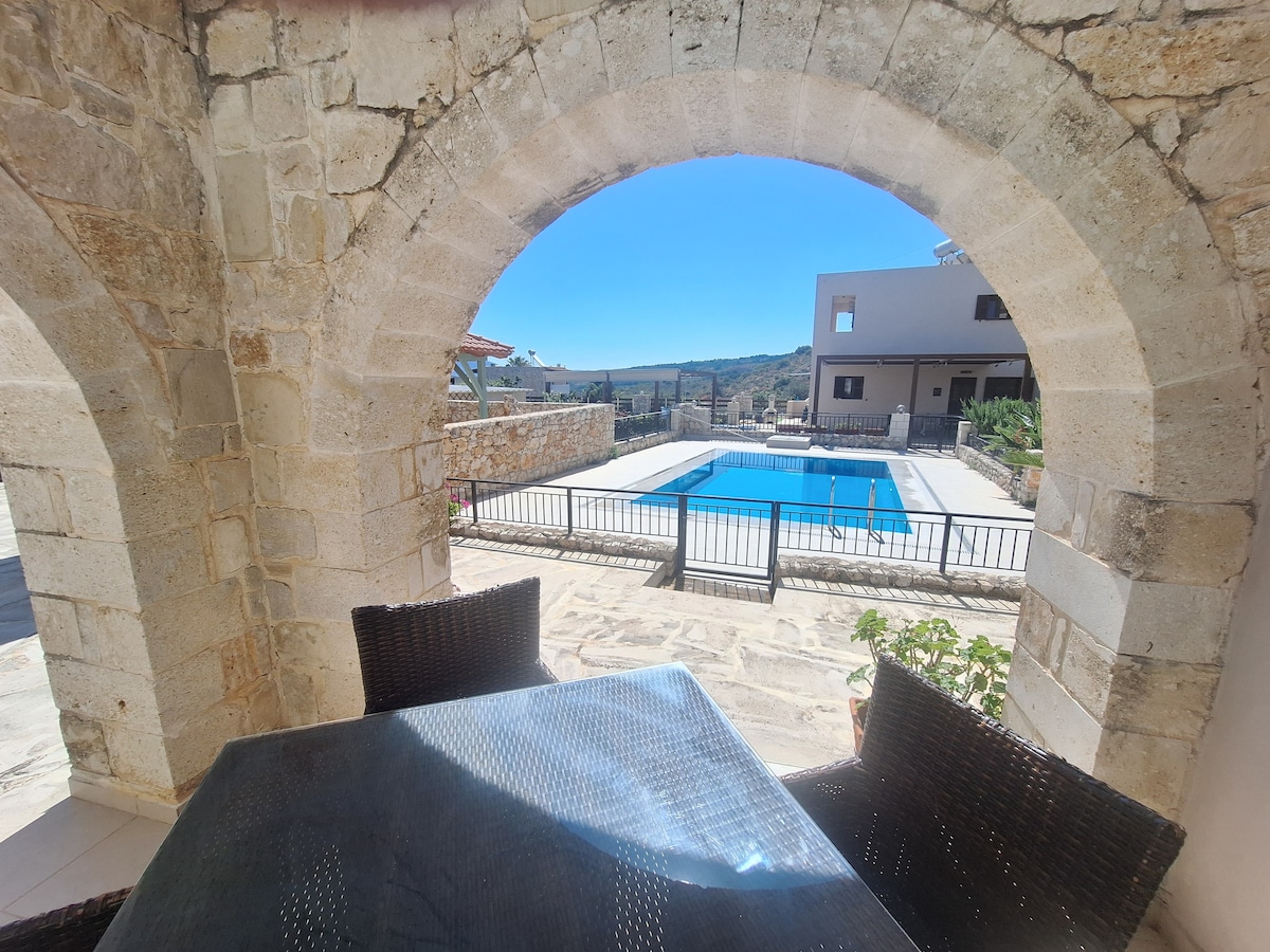 White Rose Villa Neo Chorio Crete - Villas for Rent in Neo Chorio ...