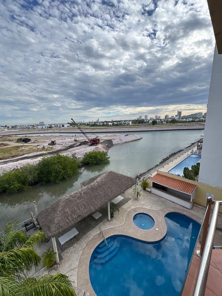 Condo 4b Con Alberca En La Marina - Mazatlán