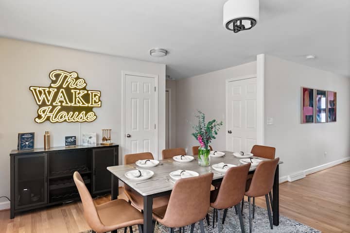 The Wake House • Steps From Wfu • Fire Pit & Patio - Winston-Salem, NC