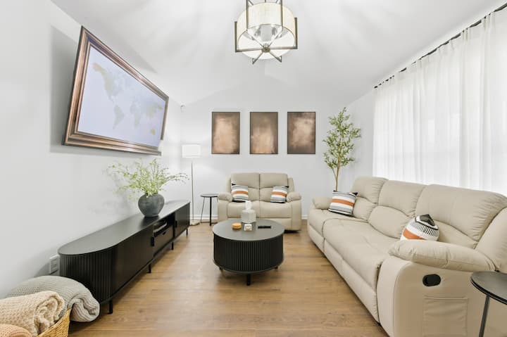 Kingbeds+base10min+hwy84+chef Kitchen+spa Showers - 海恩斯維爾