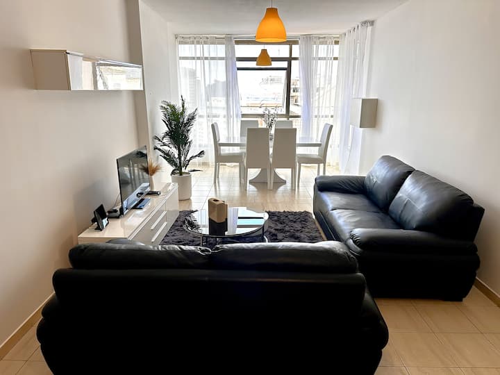 T1 Apartment In The Prestigious Zimbo Tower - Angola