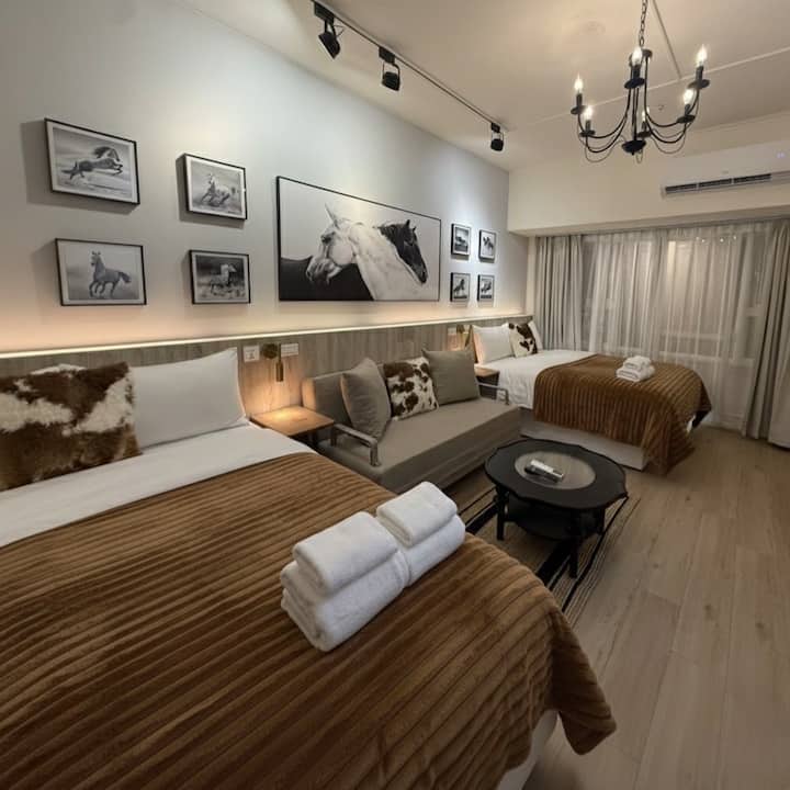 X7｜urban Ranch｜城市牧場・美式曠野風情｜套房2-6人＋簡廚＋景觀陽台＋洗晎脫衣機 - Taipei