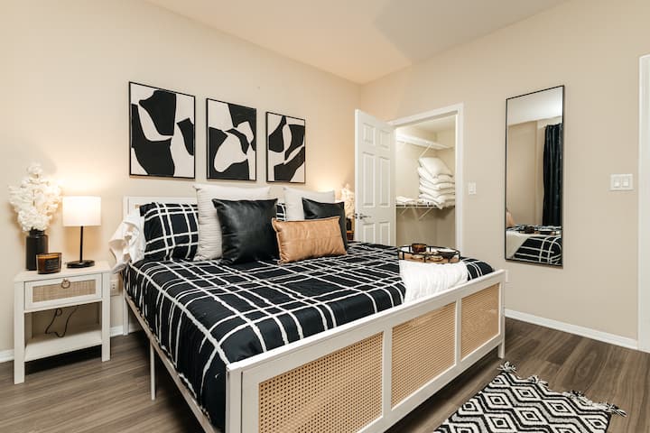 Stylish Glendale Retreat By Americana & Galleria - El Sereno - Los Angeles