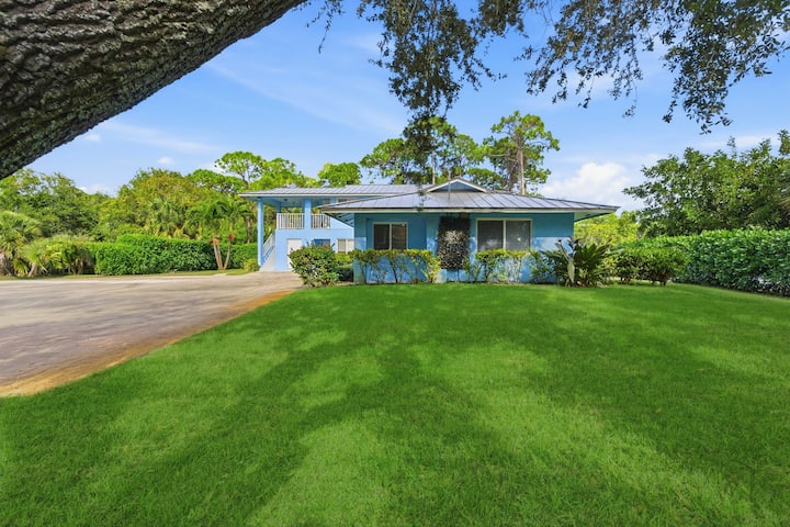 The Jupiter Blue Bungalow - Jupiter, FL
