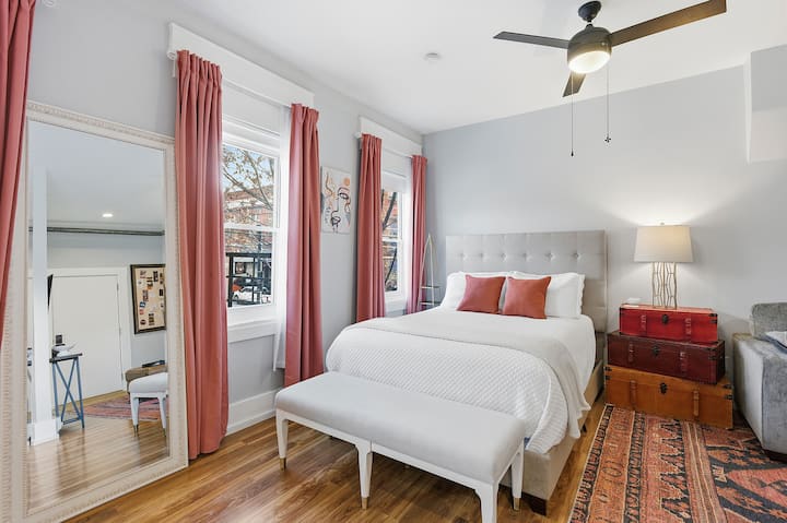 Bright Otr Loft: Walk To Rhinegeist + Free Parking - Cincinnati, OH