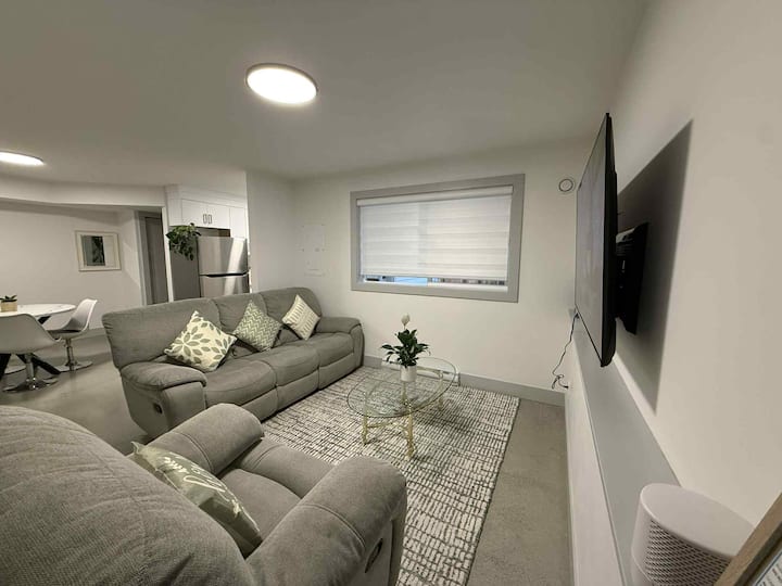 Private Cozy Suite. - Nanaimo