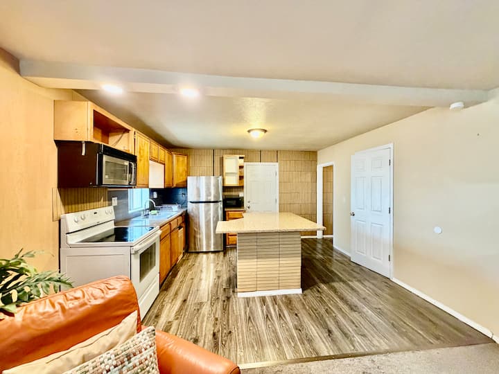 Comfort House – 5br Near Downtown - Spokane, WA