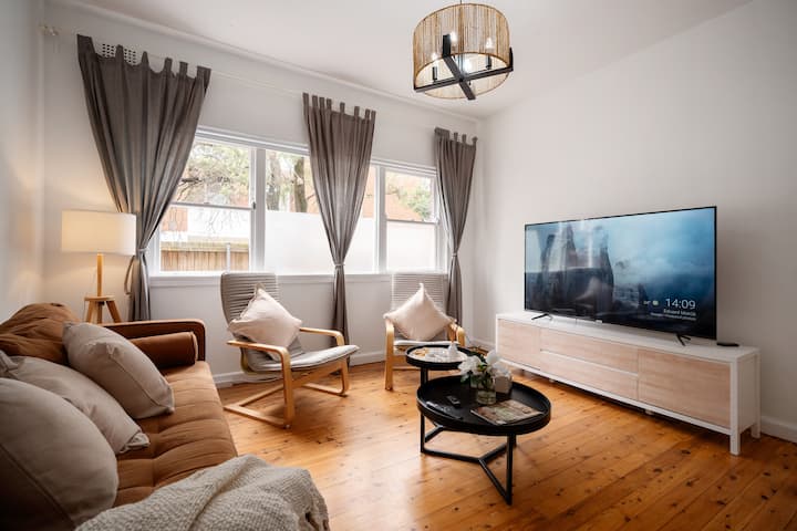 Sunlit Designer 2br In Prime Bondi Walk To Beach - Bondi Beach