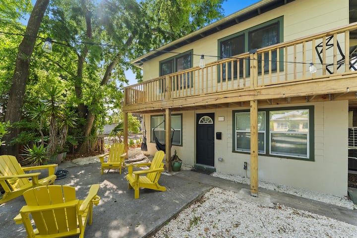 Tranquil Romantic Couples Getaway- Walk/bike Dntwn - St. Augustine, FL