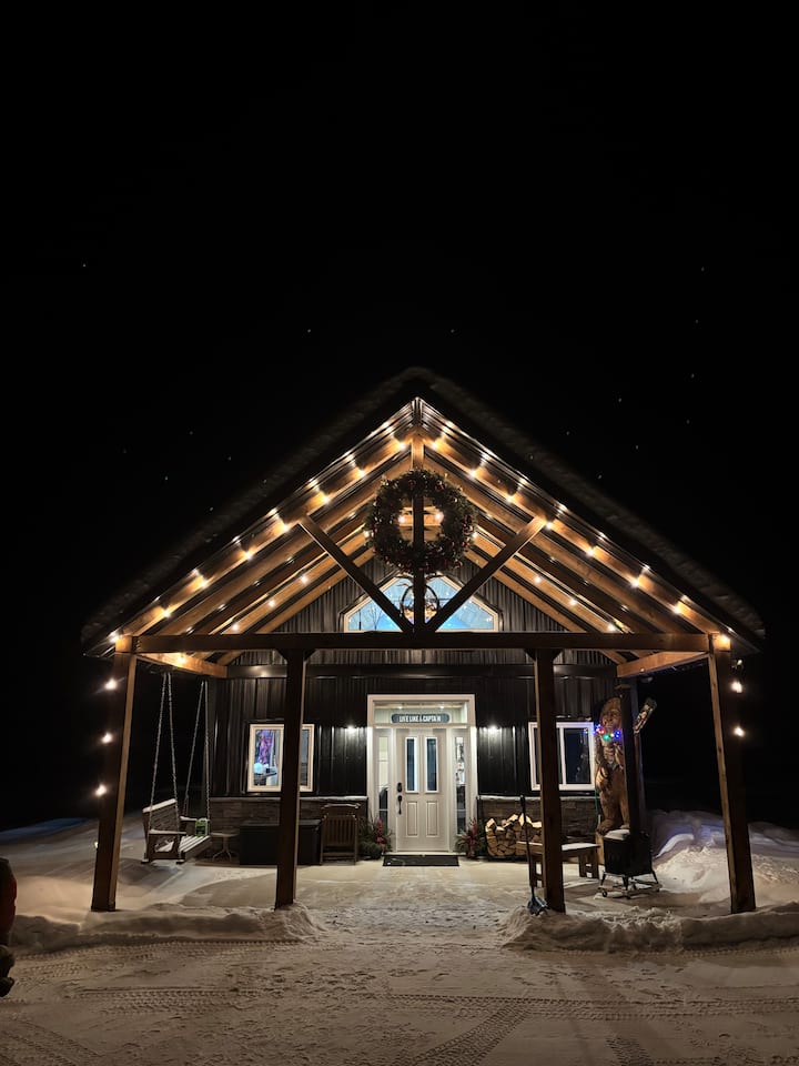 Ski In/out Cabin Retreat - Mattawa