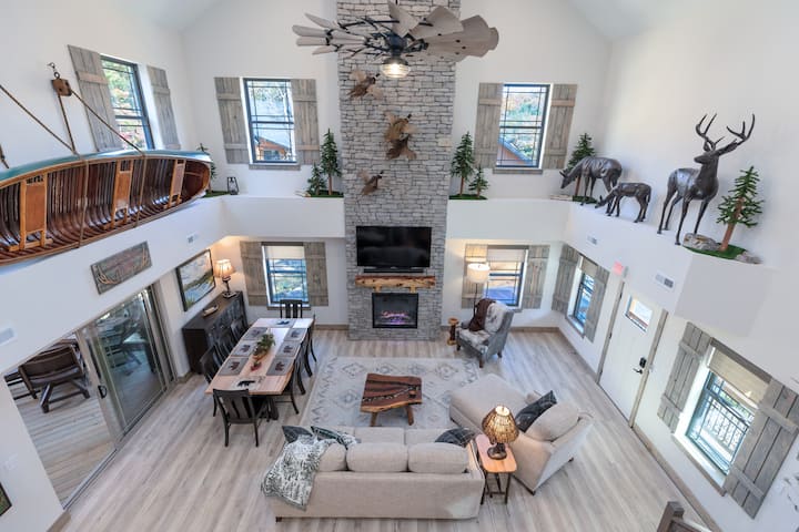 Luxury Cabin>hot Tub & Pools>nature Creek View - United States