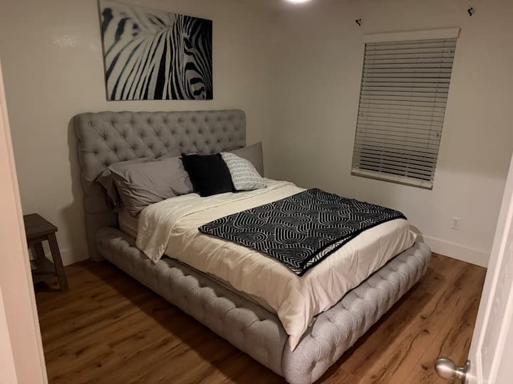 Come Stay Minutes Away From Temecula Wine Country! - Temecula, CA