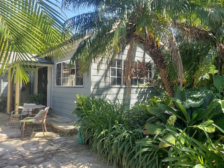 Urban Acres: Just A 8 Minute Drive To Avoca Beach. - Terrigal